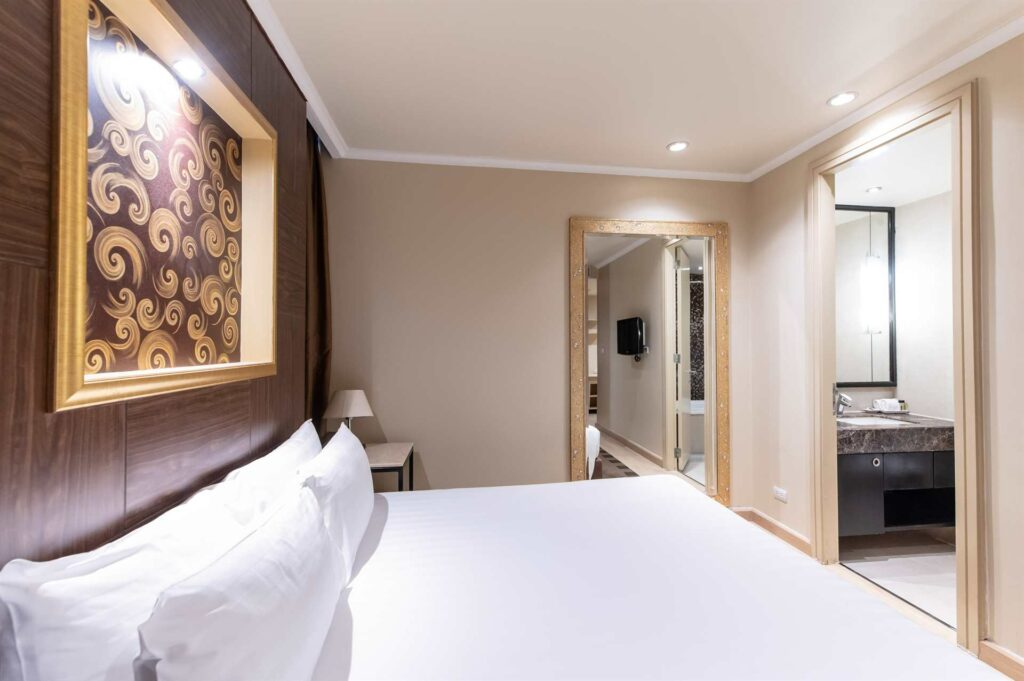 GRAND ONE BEDROOM SUITE – Admiral Premier Bangkok : Serviced apartment ...