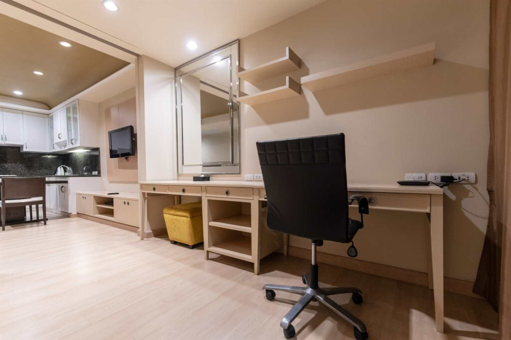 GRAND ONE BEDROOM SUITE – Admiral Premier Bangkok : Serviced apartment ...