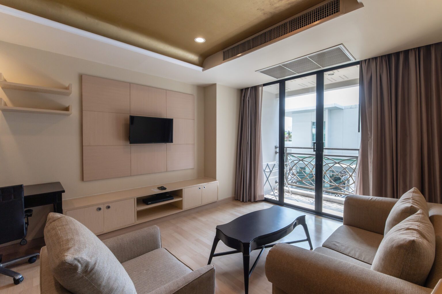 ADMIRAL ONE BEDROOM SUITE – Admiral Premier Bangkok : Serviced ...